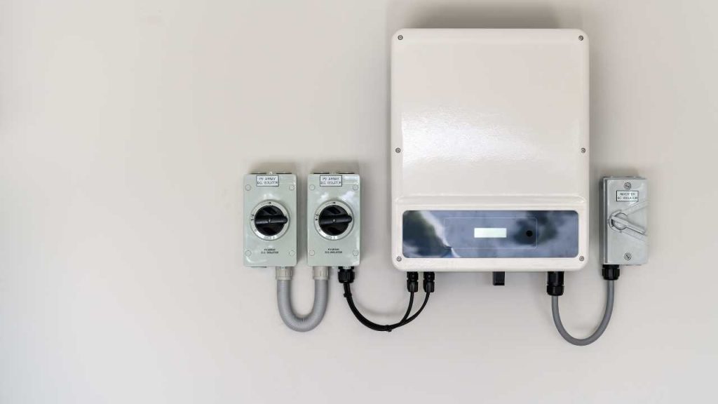 Solar Batteries vs Power Diverters: Which Is Better?
